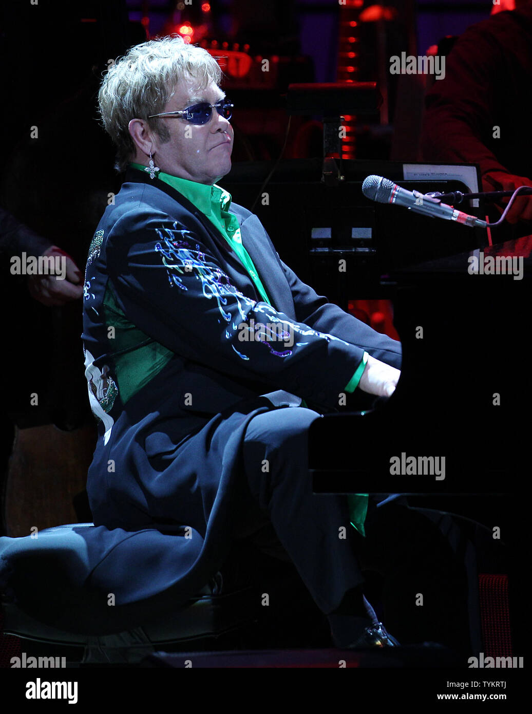 Rainforest concert hi-res stock photography and images - Alamy