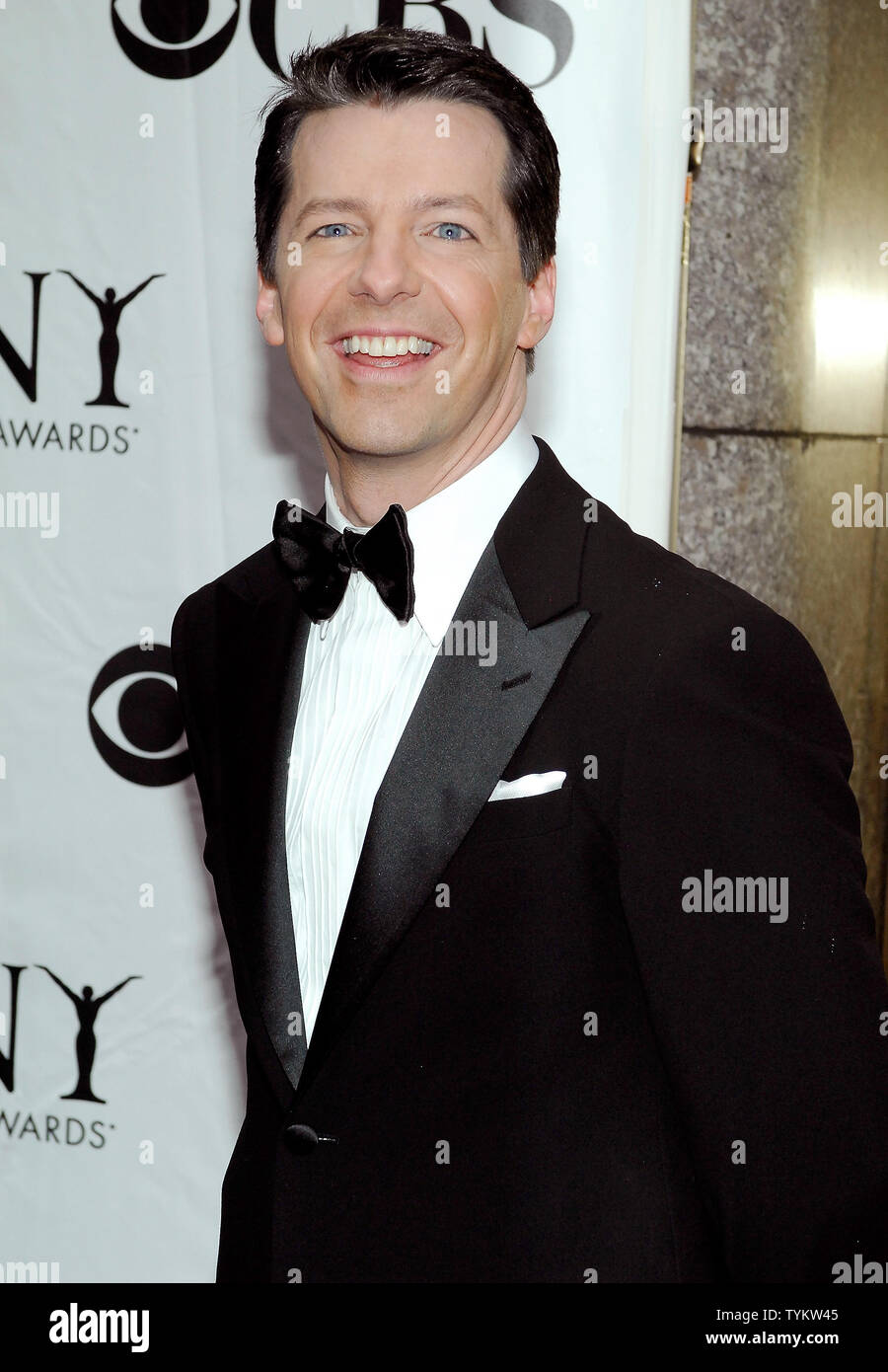 Sean hayes tony hi-res stock photography and images - Alamy