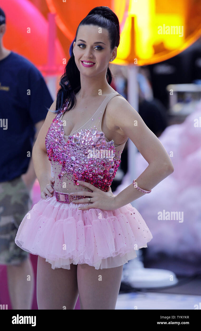 Katy Perry performs on the NBC Today Show at Rockefeller Center in New ...
