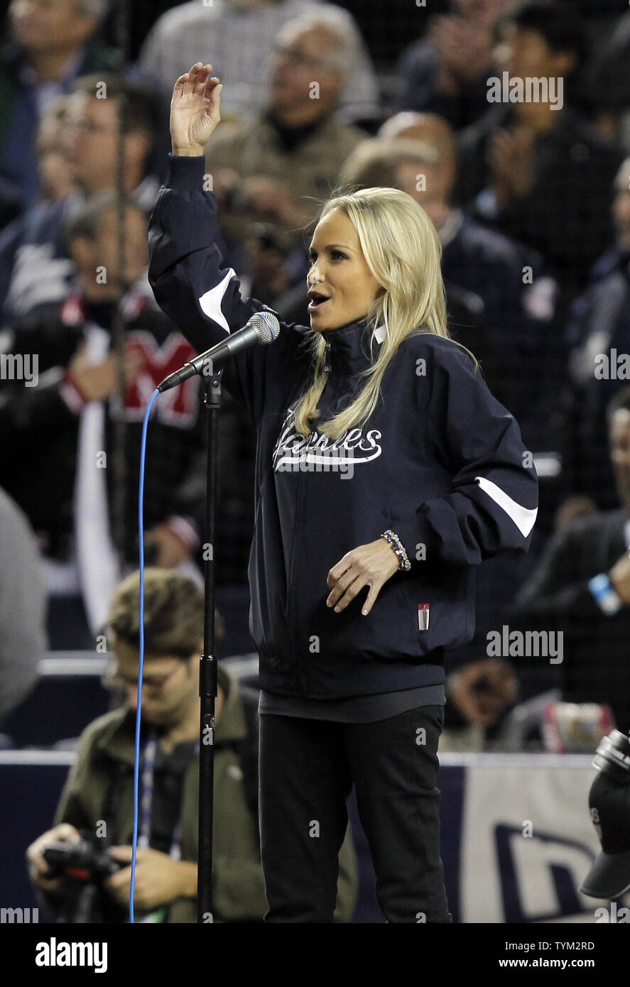 Christine chenoweth hi-res stock photography and images - Alamy