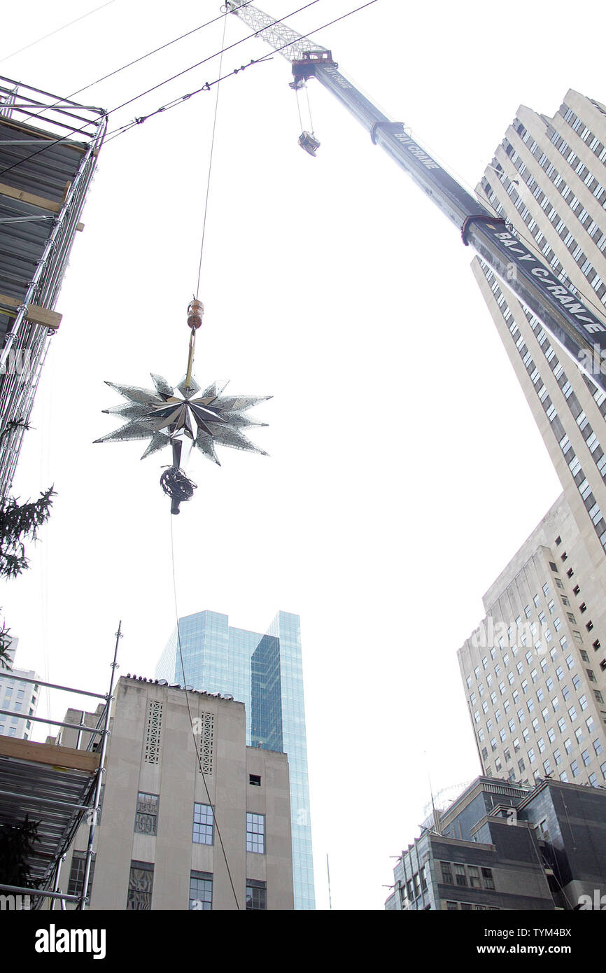 Rockfeller tree hi-res stock photography and images - Alamy