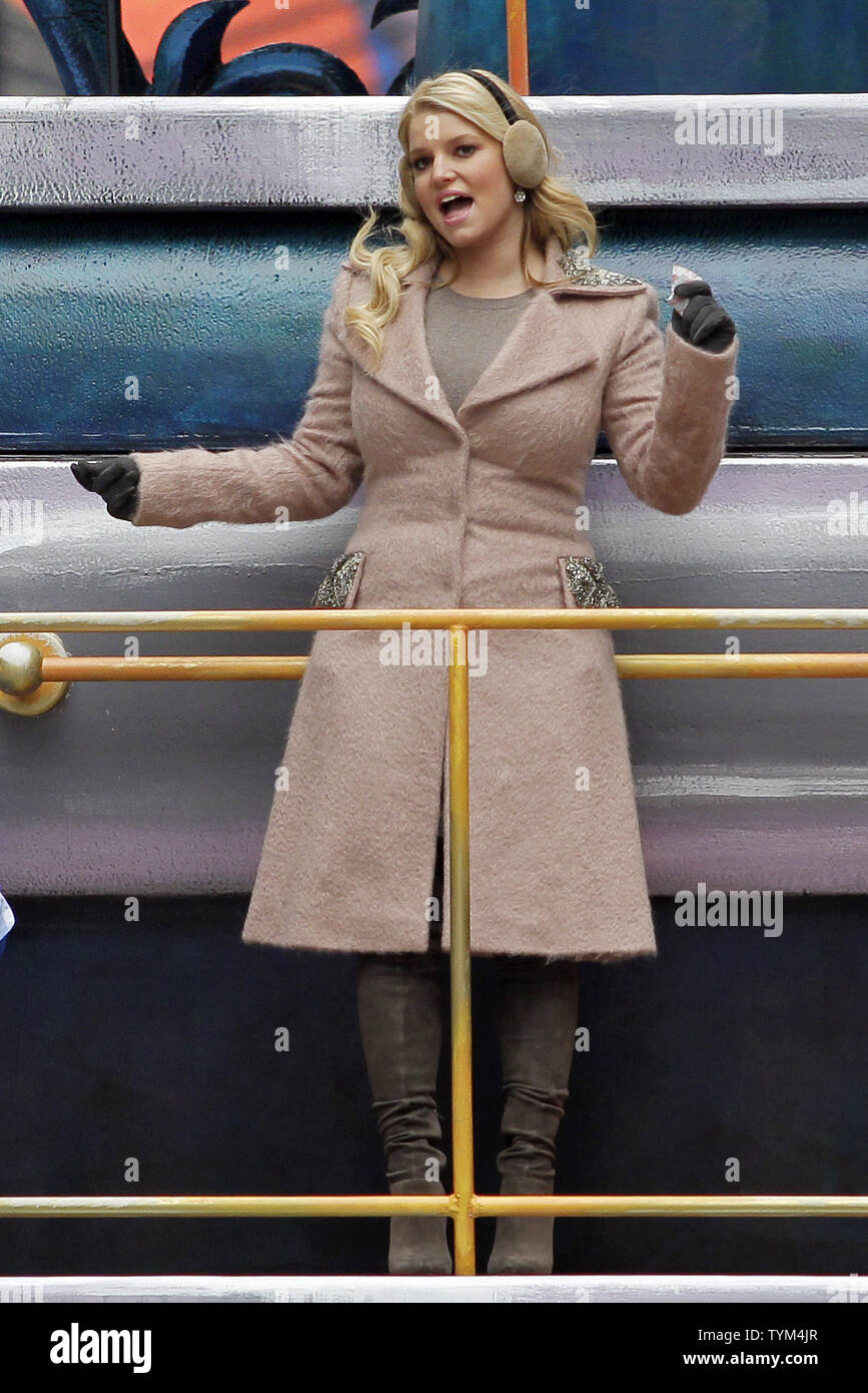 Jessica Simpson rides down the parade route on a float at the Macy's ...