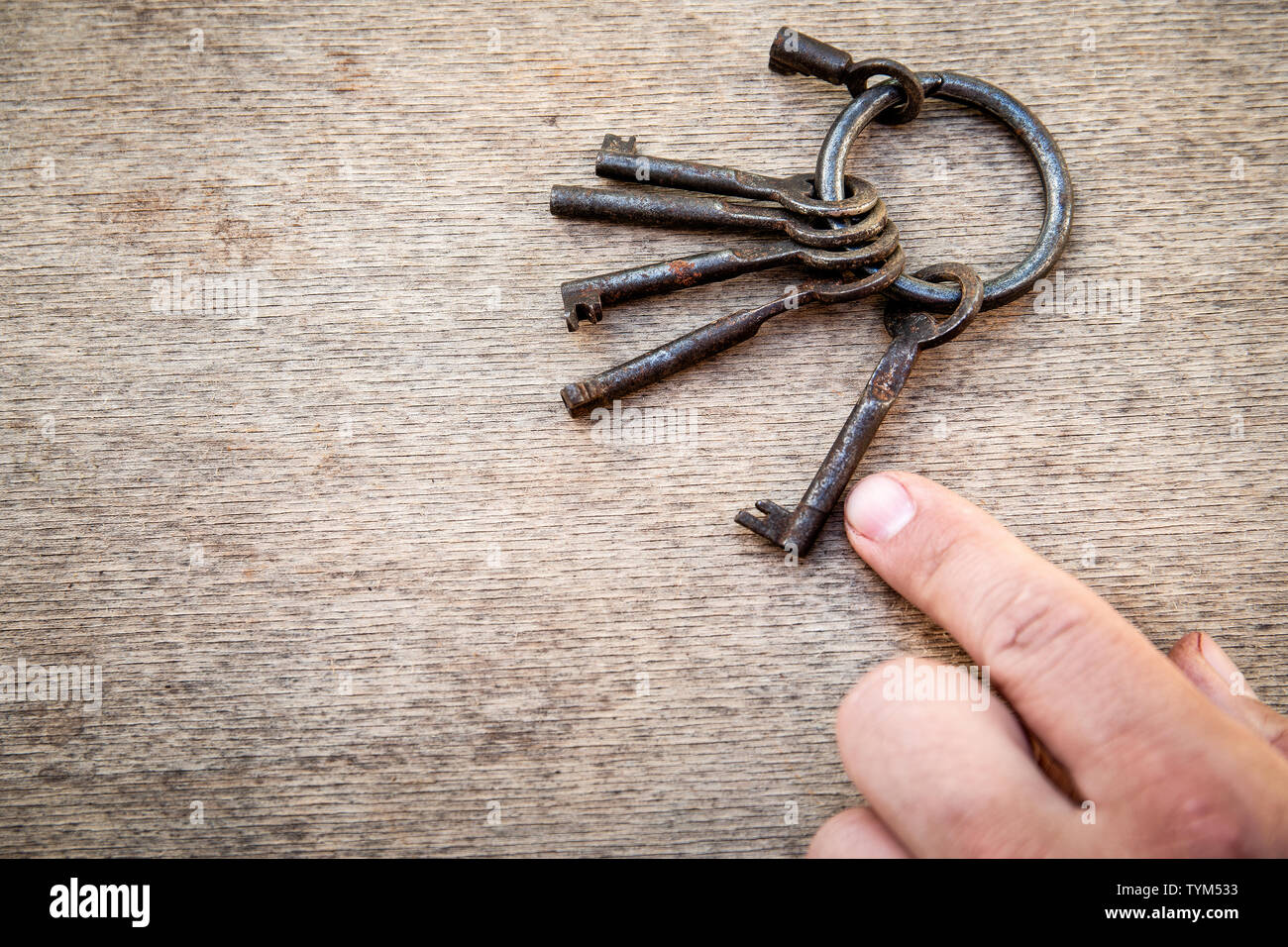 Hand giving bunch keys hi-res stock photography and images - Alamy