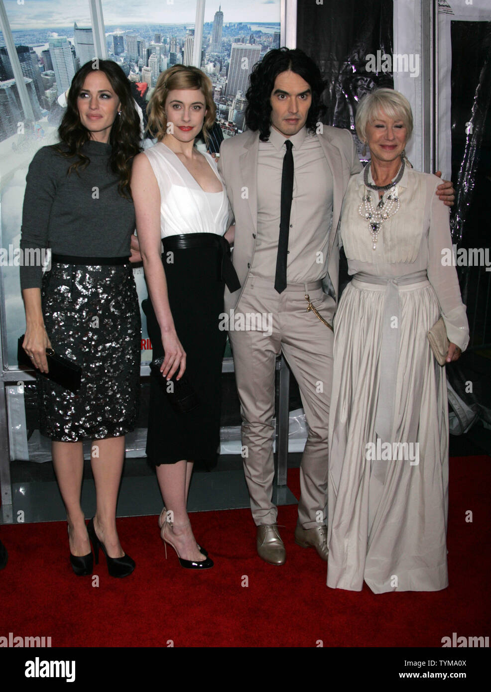 Jennifer Garner, Greta Gerwig, Russell Brand and Helen Mirren arrive ...