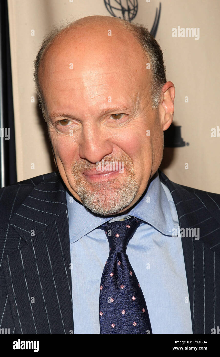 Jim Cramer arrives for the "An Evening with the Celebrity Apprentice ...