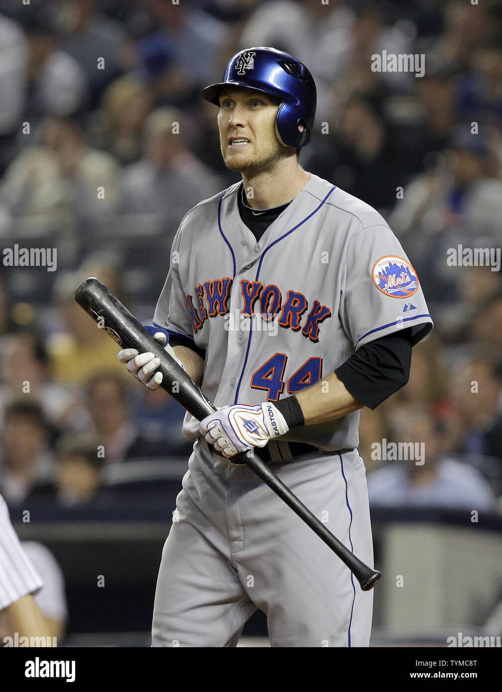 New York Mets Jason Bay reacts after a swing in the seventh inning ...