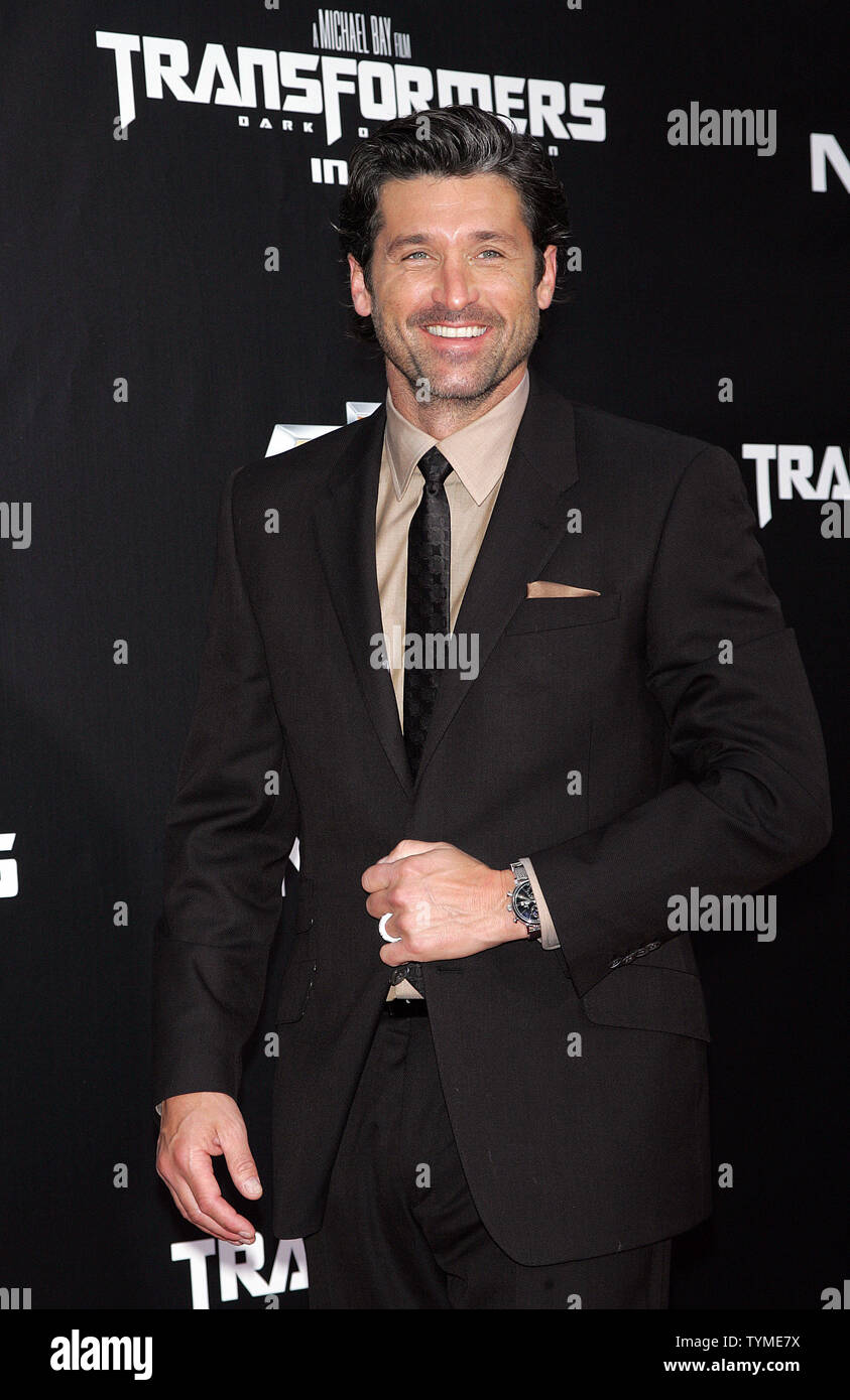 Patrick Dempsey arrives for the "Transformers: Dark of the Moon" premiere in Times Square in New ...
