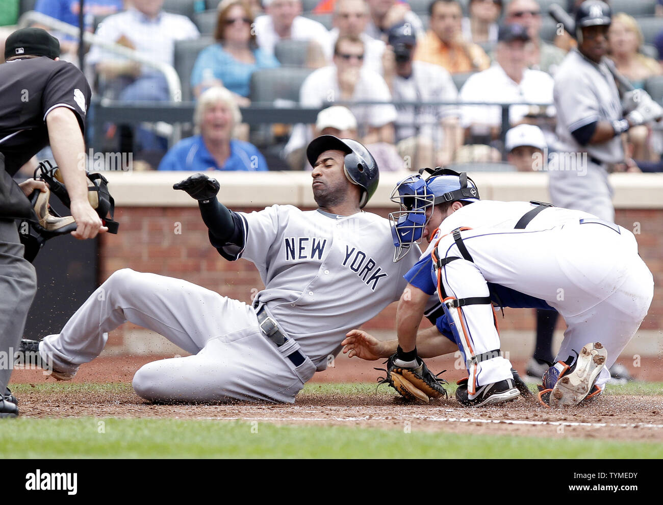 Josh thole hi-res stock photography and images - Alamy