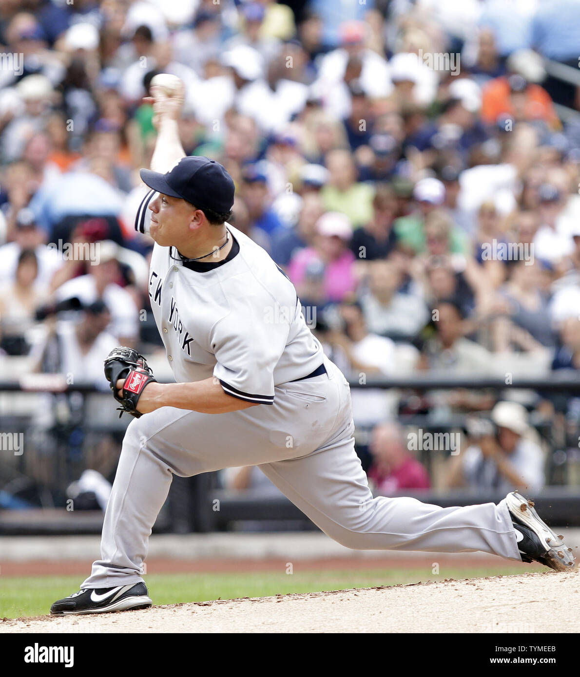 Bartolo colon yankees hi-res stock photography and images - Alamy