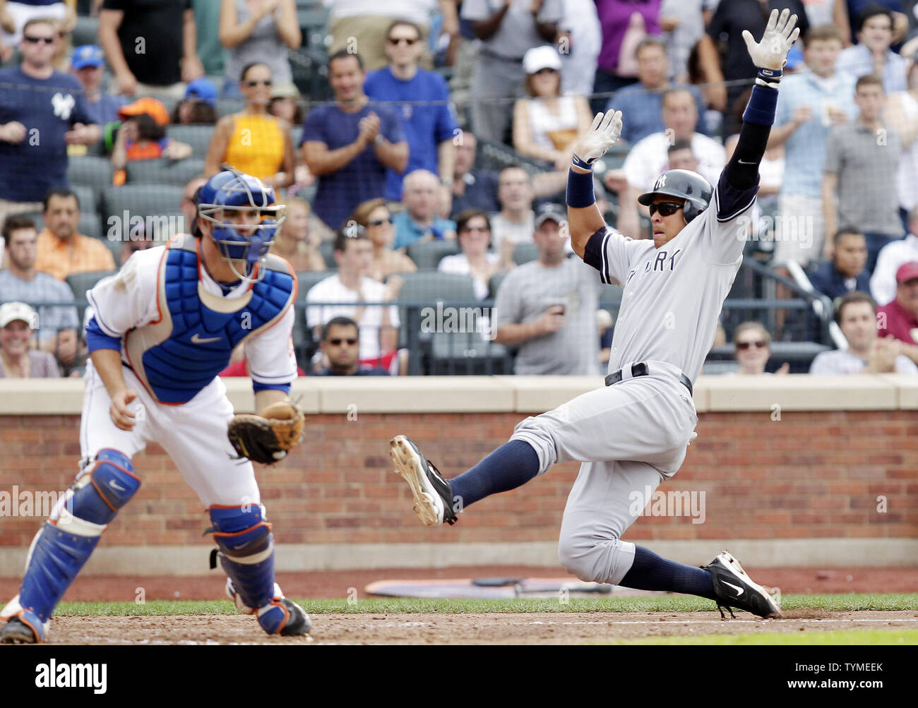 Josh thole hi-res stock photography and images - Alamy