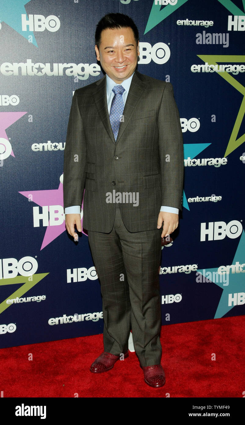 Rex Lee arrives for the "Entourage" premiere at The Beacon theater on ...