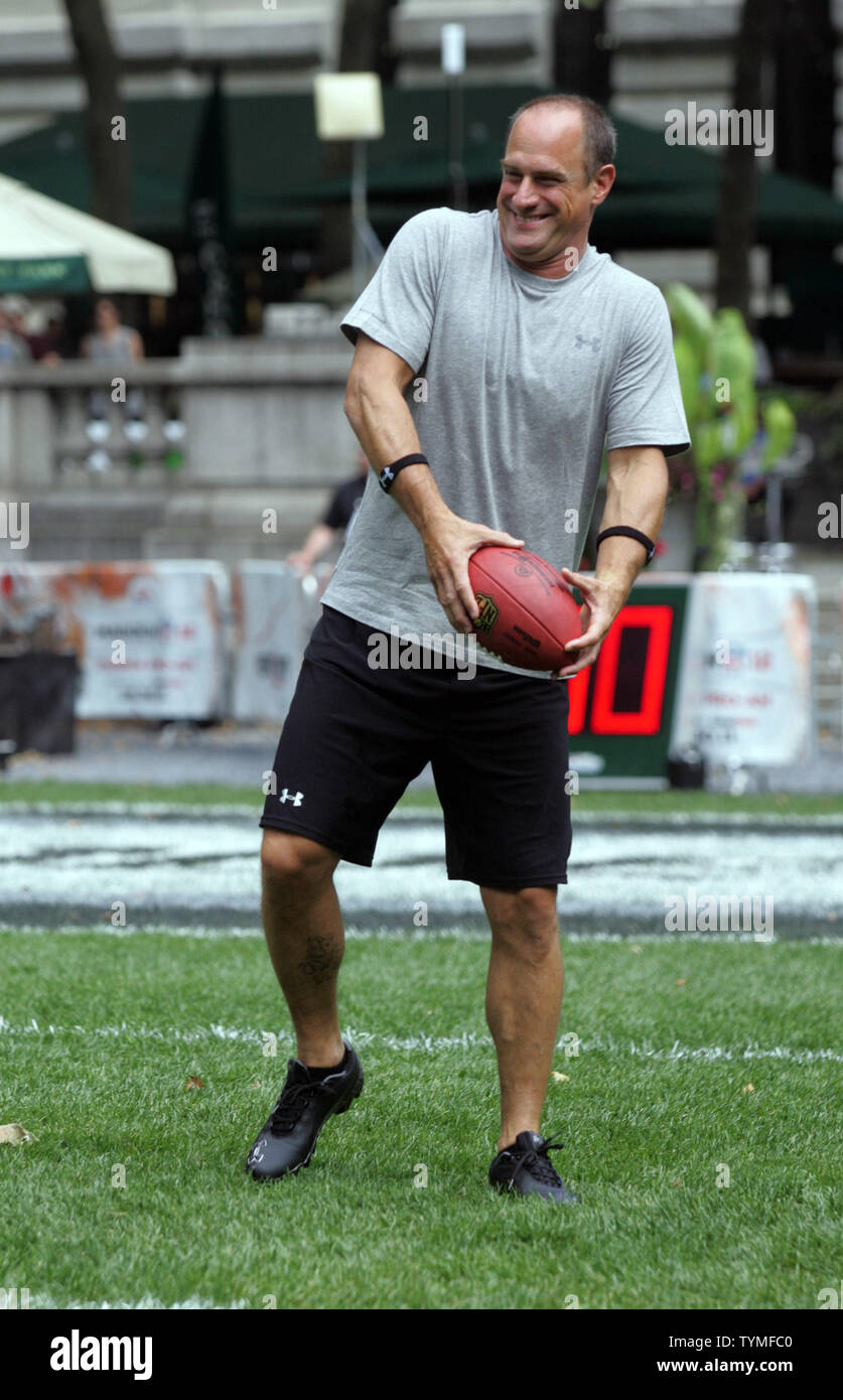 Chris Meloni High Resolution Stock Photography and Images - Alamy