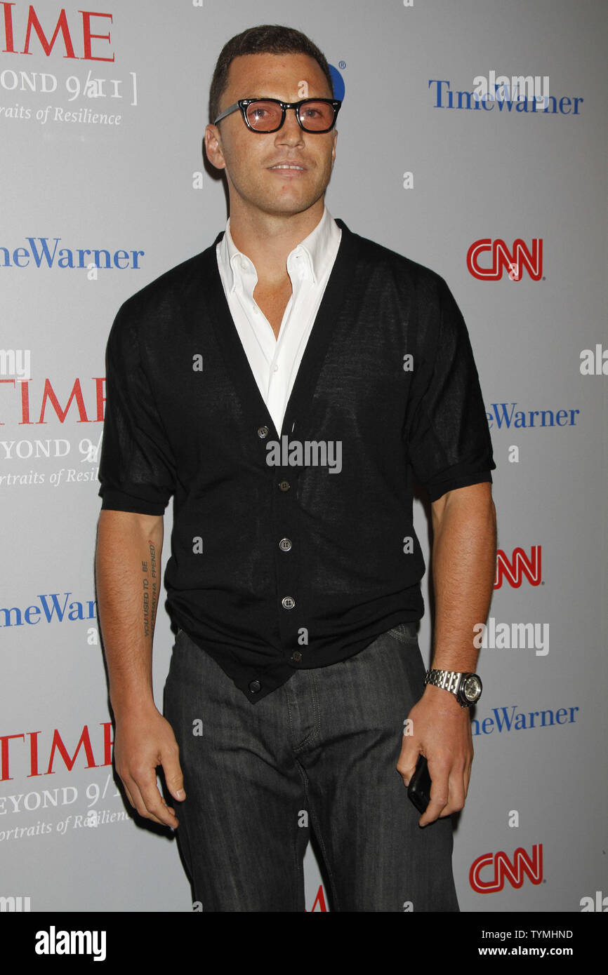 Sean Avery arrives for the "Beyond 9/11 - Portraits of Resilience ...