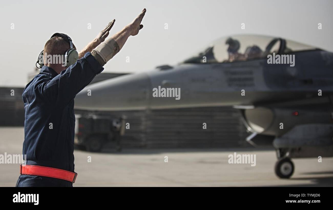 455th eamxs hi-res stock photography and images - Alamy