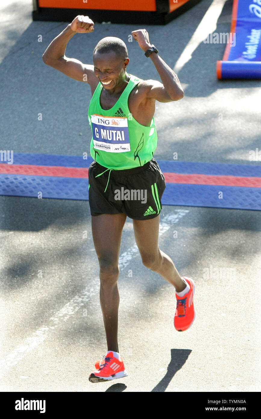 Geoffrey mutai hi-res stock photography and images - Alamy