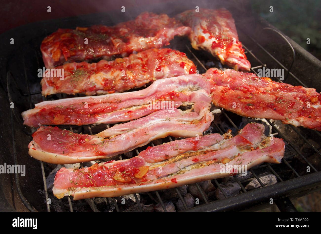 Steak being cooked hi-res stock photography and images - Alamy