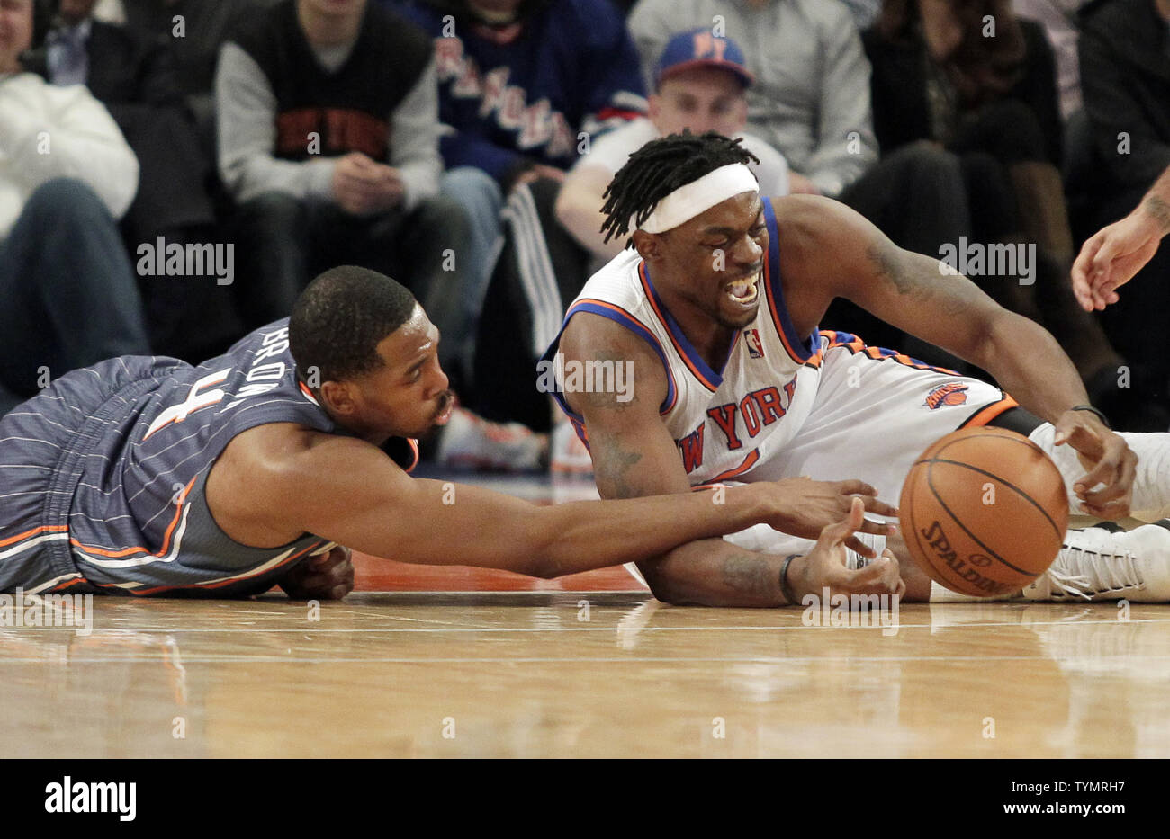 Charlotte Bobcats Derrick Brown and New York Knicks Bill Walker fight ...