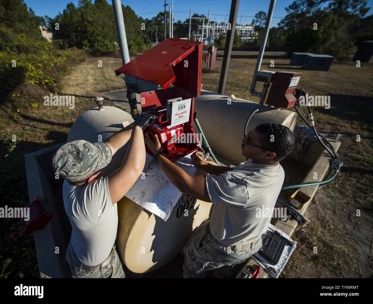 Golf course water tanks hi-res stock photography and images - Alamy