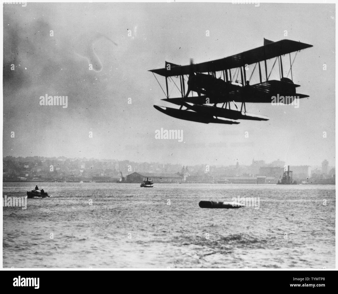 Torpedo being dropped from R6L plane Stock Photo - Alamy