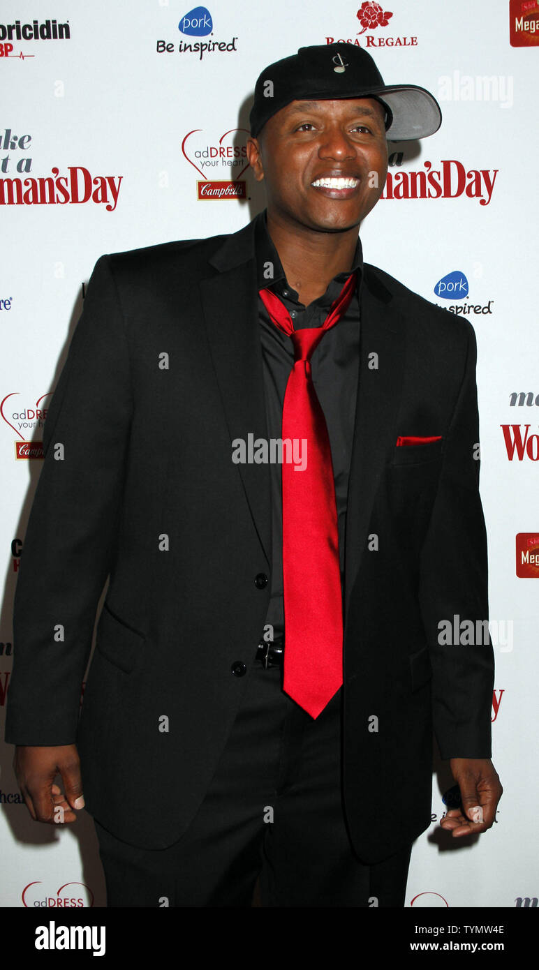 Javier Colon arrives for the Woman's Day Red Dress Awards at Jazz at ...