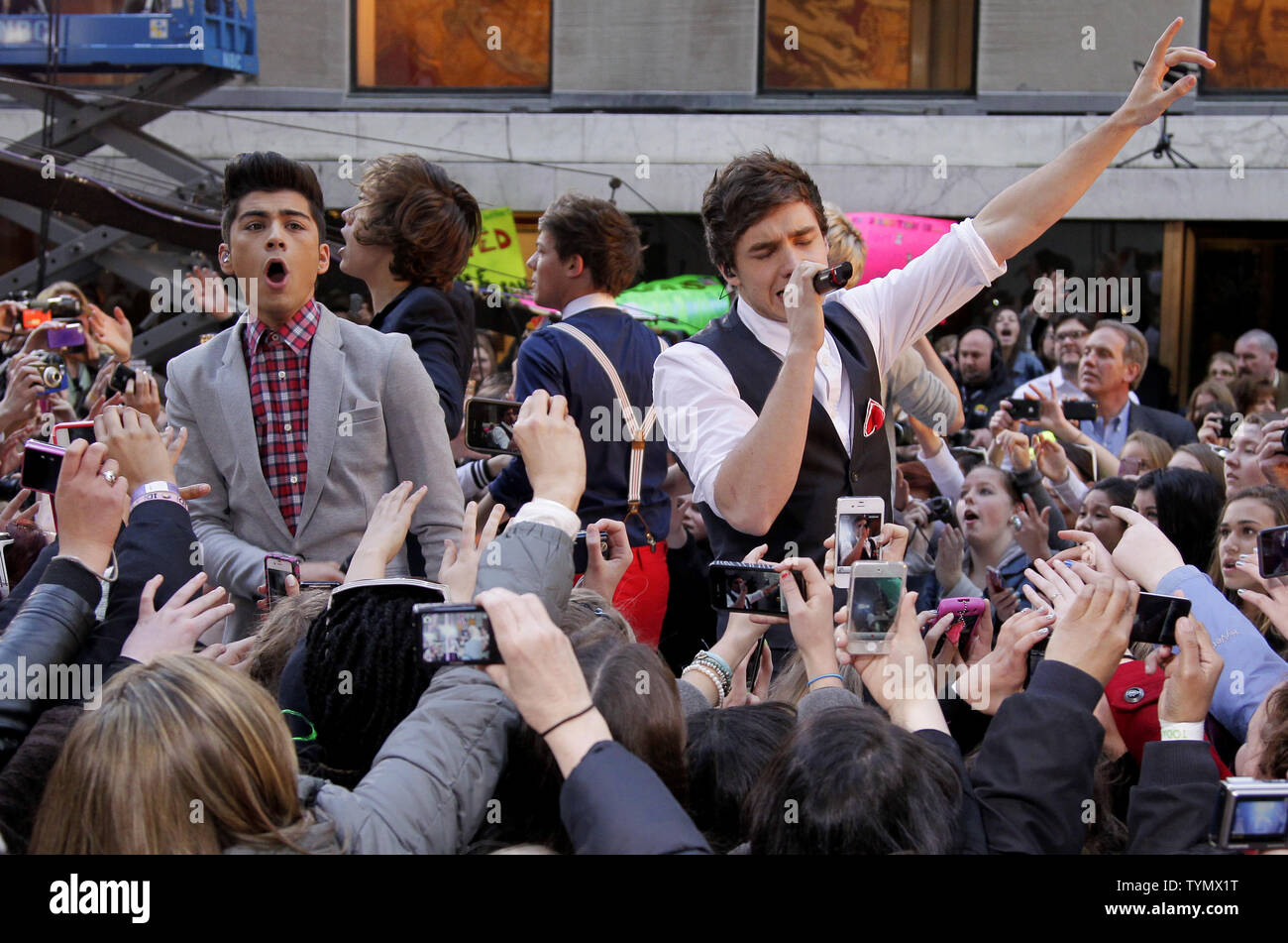 One Direction performs on the NBC Today Show at Rockefeller Center in ...