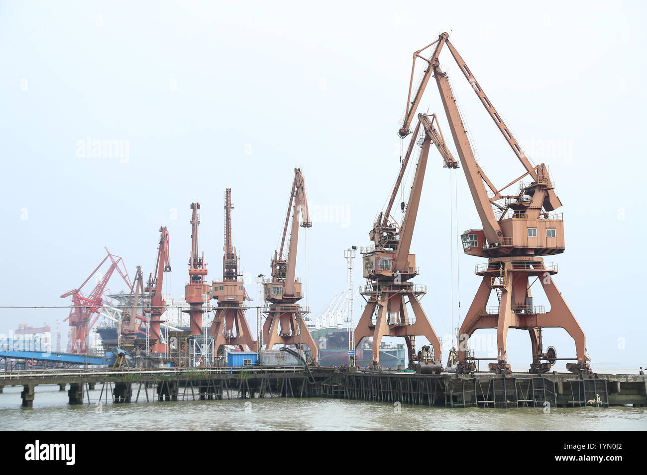 Port gantry crane Stock Photo - Alamy