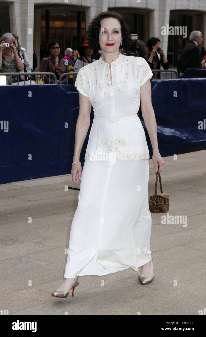 Bebe Neuwirth arrives for the American Ballet Theatre's spring gala to ...