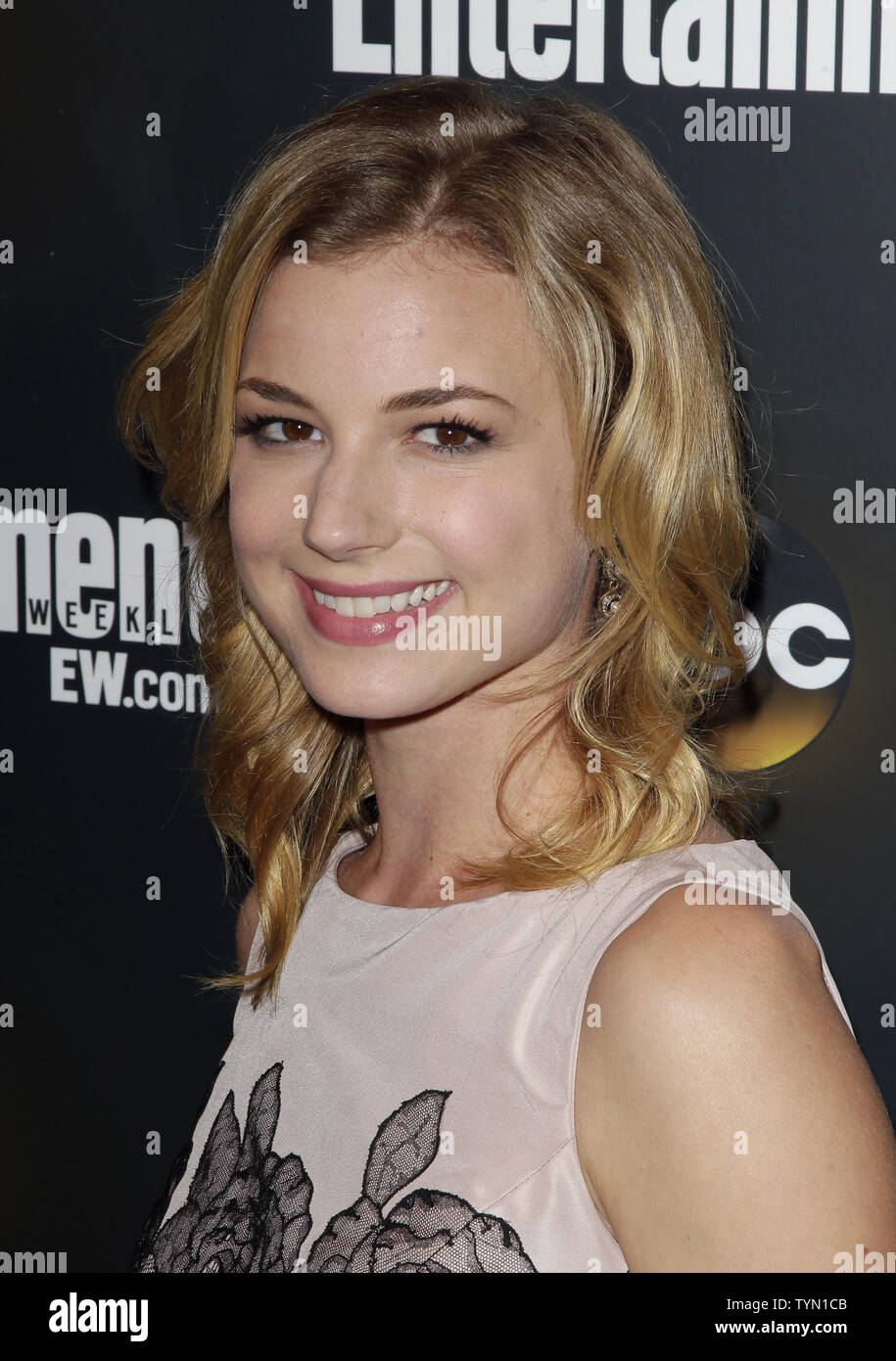 Emily VanCamp attends the Entertainment Weekly / ABC Upfront party at ...