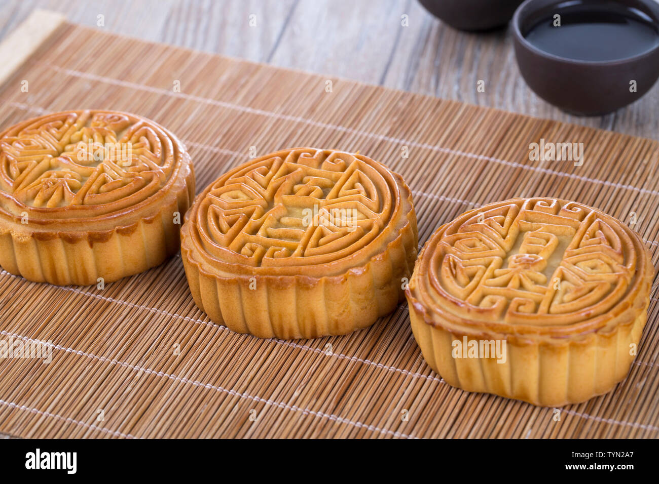 Chinese traditional cakes hi-res stock photography and images - Alamy