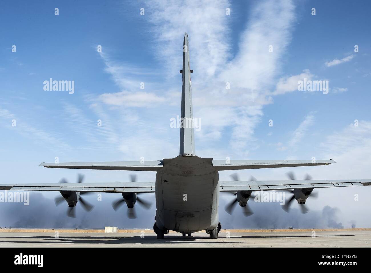 Super q taxi hi-res stock photography and images - Alamy