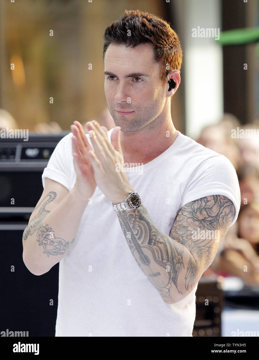 Adam Levine and Maroon 5 perform on the NBC Today Show at Rockefeller ...