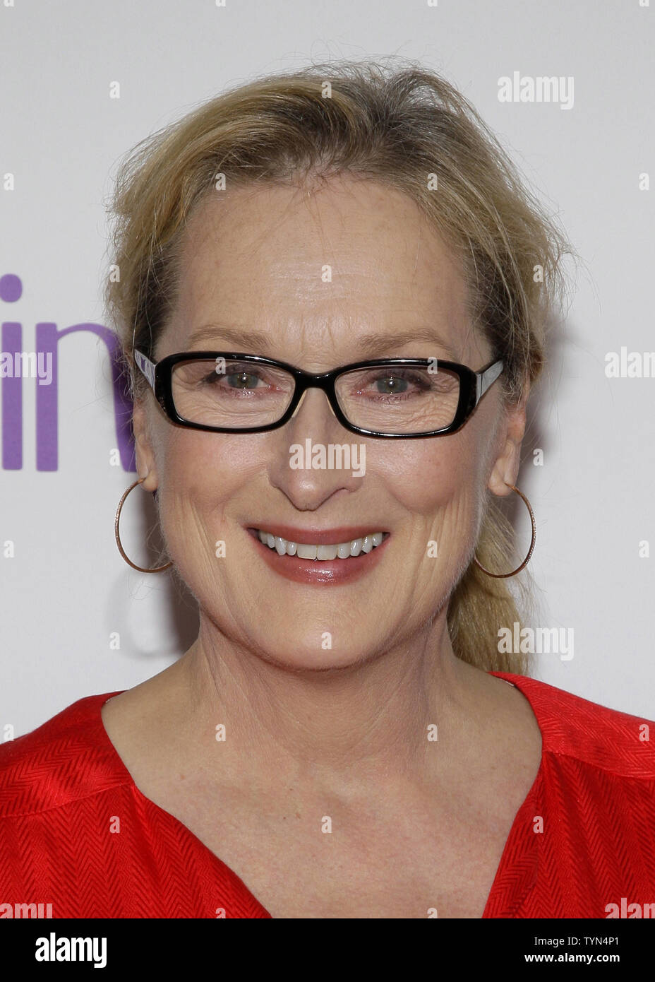 Meryl Streep arrives on the red carpet at the world premiere of ...