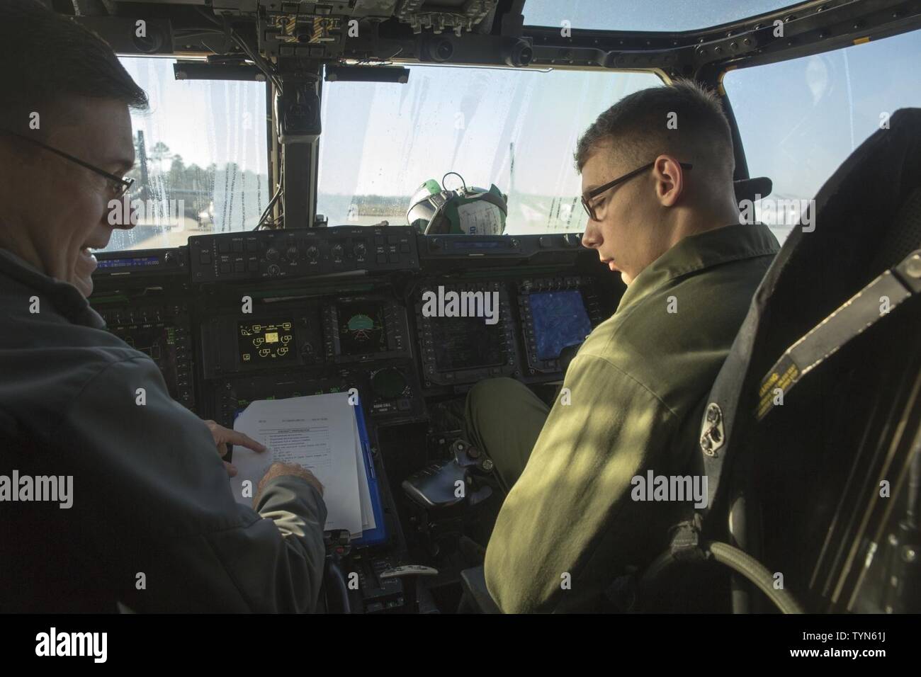 Naval tactical data system hi-res stock photography and images - Alamy