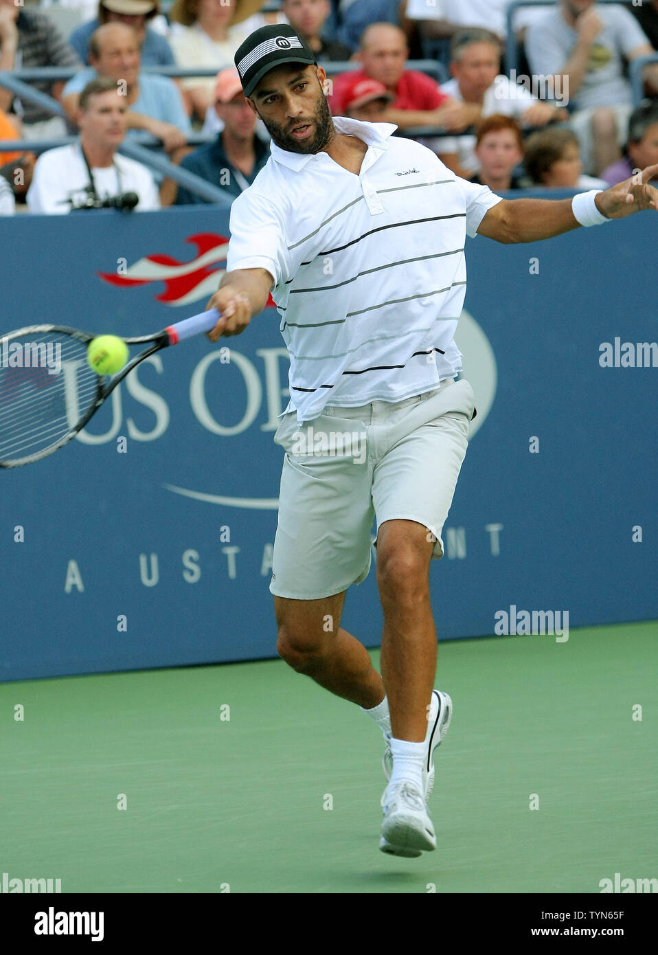 James blake 2012 hi-res stock photography and images - Alamy