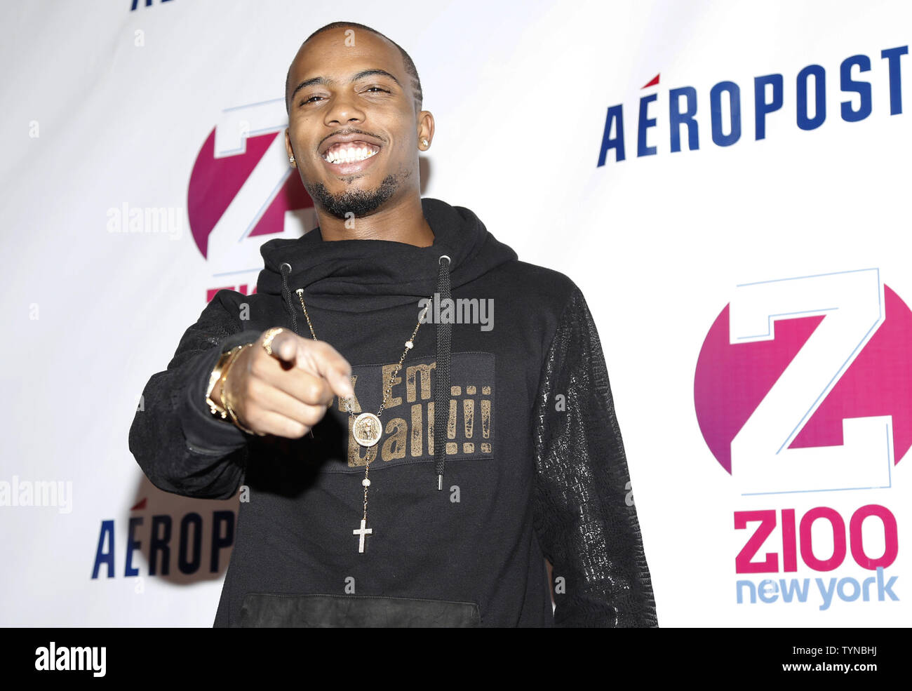 Bobby Ray Simmons Jr arrives on the red carpet at Z100's Jingle Ball ...