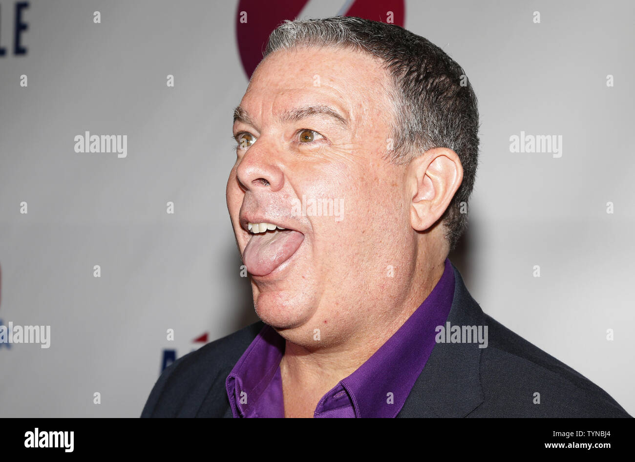 Elvis Duran arrives on the red carpet at Z100's Jingle Ball 2012 ...