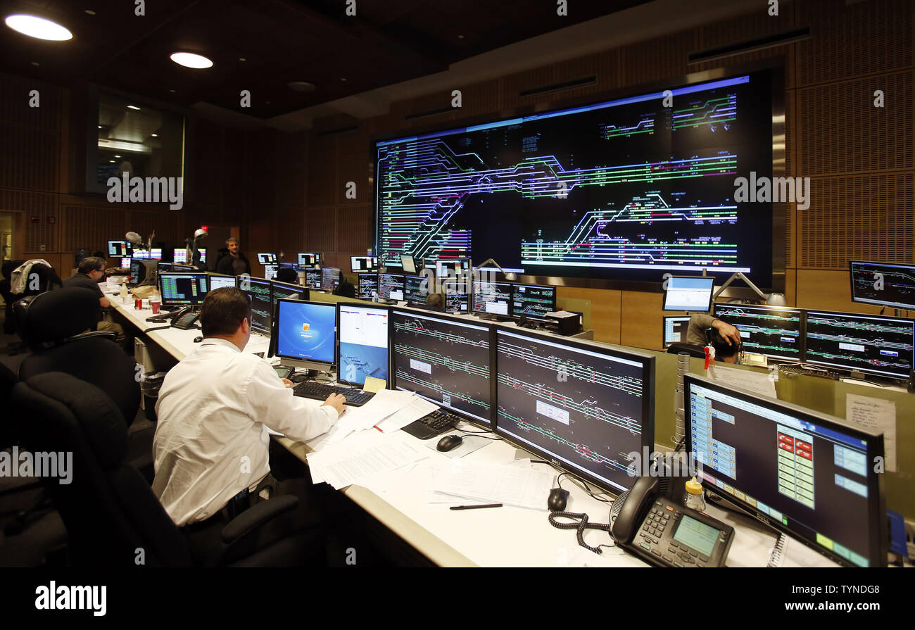 The Operations Control center is set up below Grand Central Terminal ...
