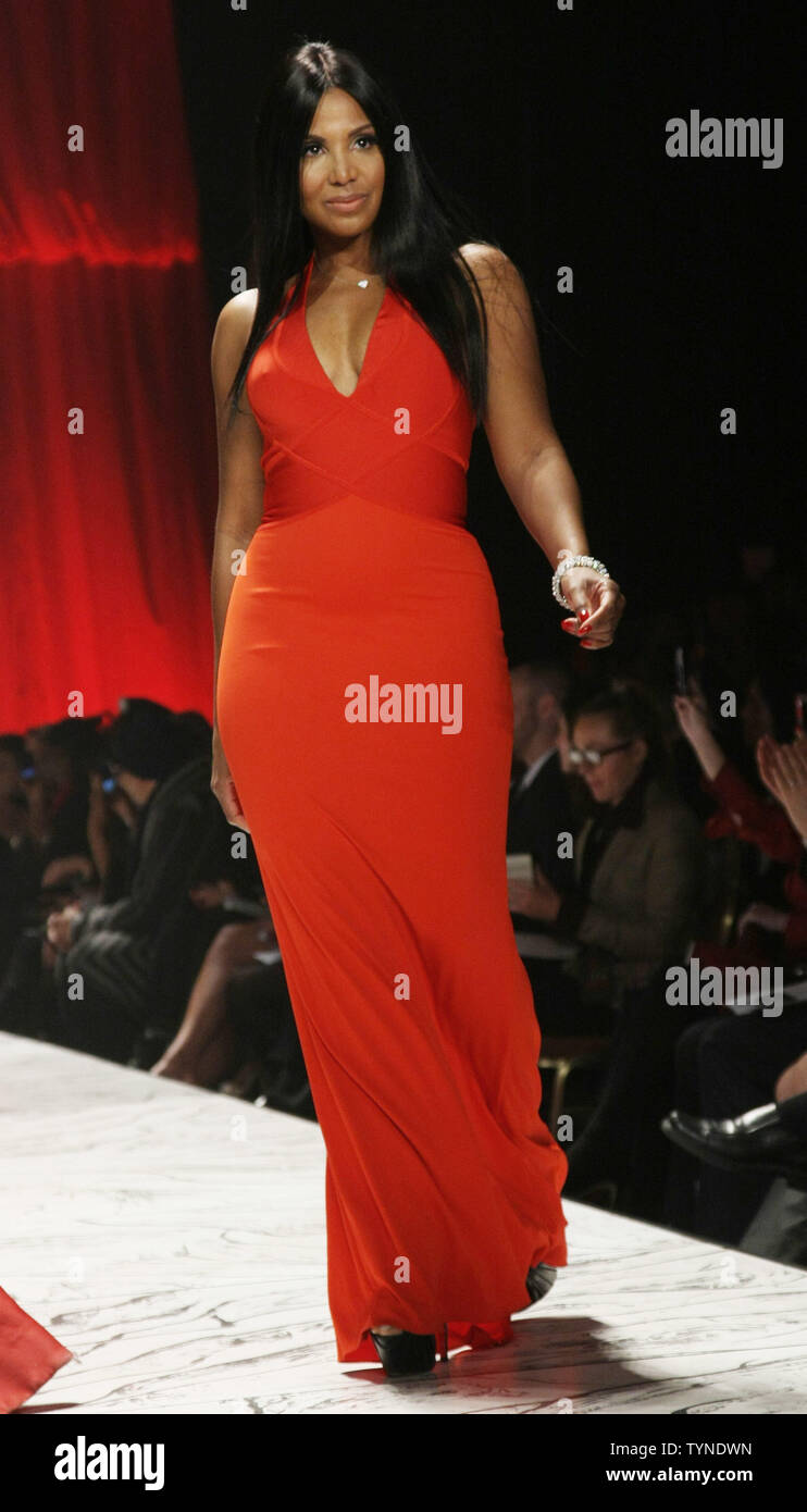 Toni Braxton Wears A Herve Leroux Dress As She Walks The Runway During