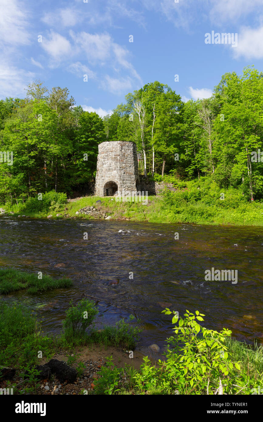 New smelting furnace hi-res stock photography and images - Alamy