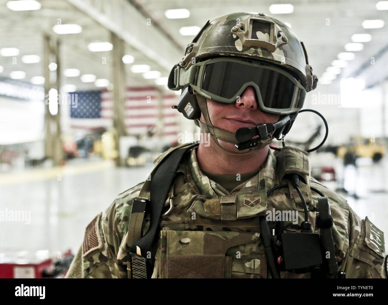 Fast rope insertion extraction system hi-res stock photography and ...