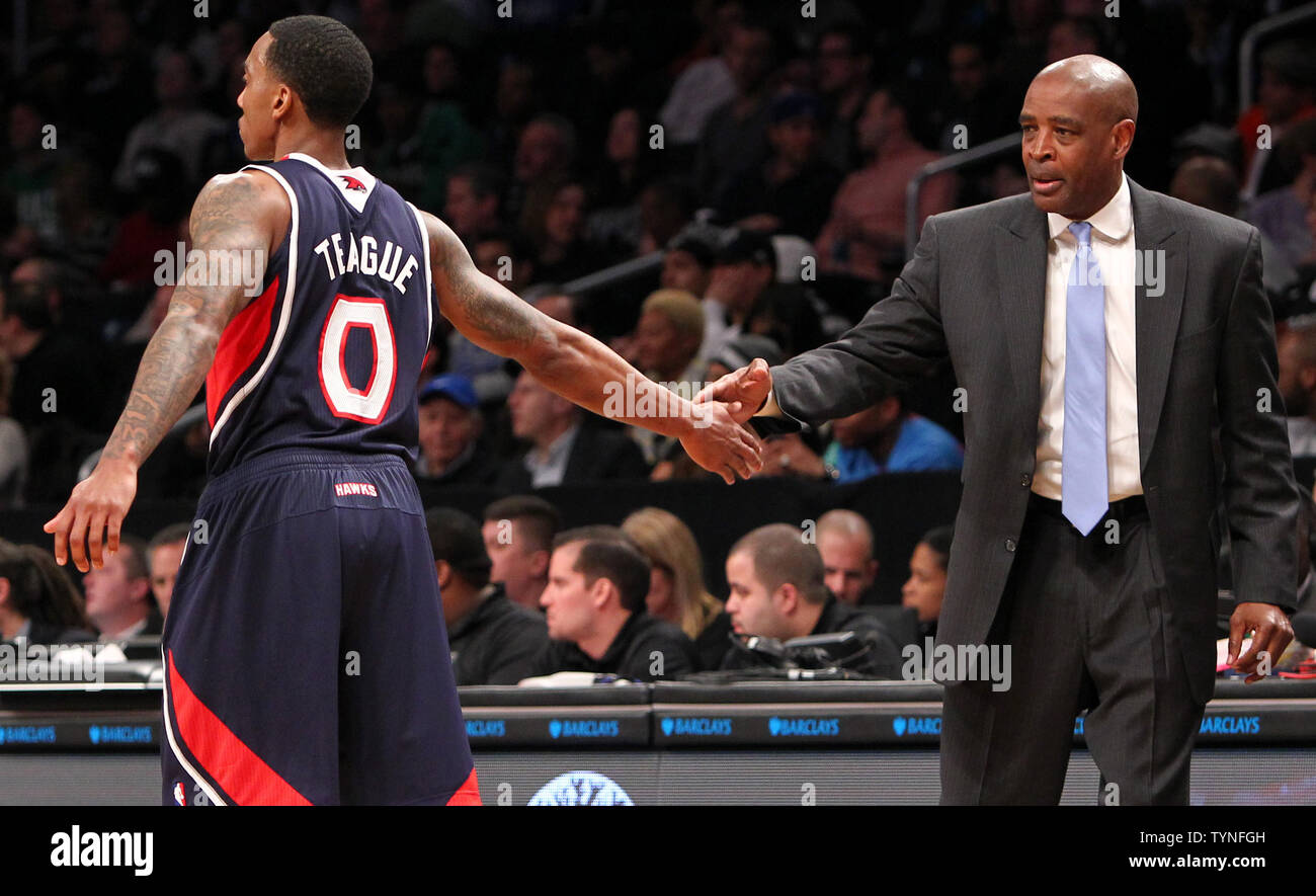 Larry drew hi-res stock photography and images - Alamy