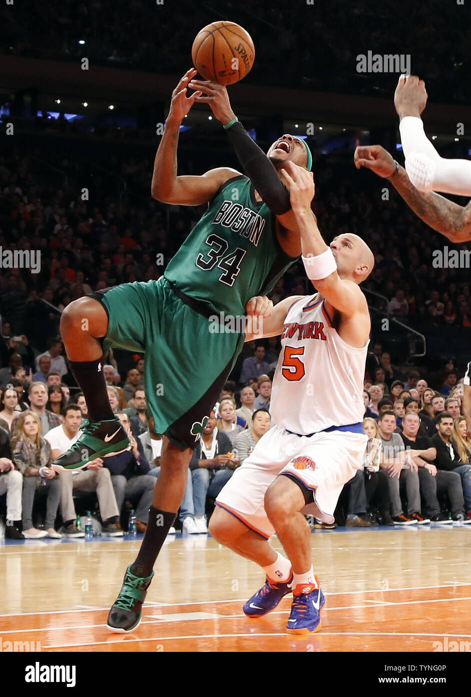 Jason pierce hi-res stock photography and images - Alamy