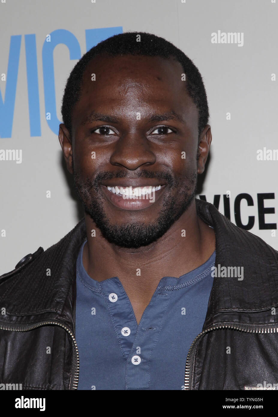 Gbenga Akinnagbe arrives on the red carpet for the premiere of the new ...