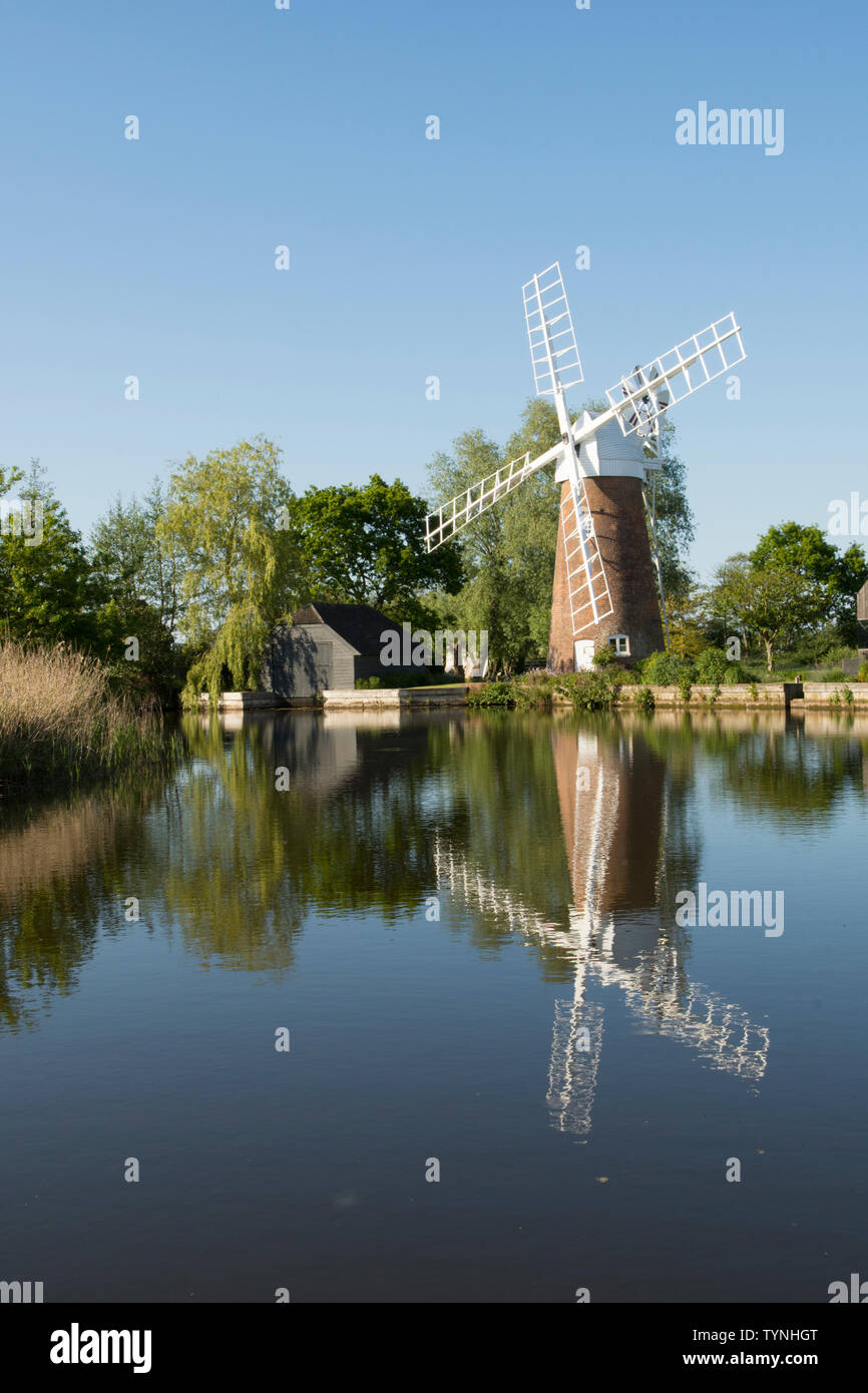 Windmill with sails hi-res stock photography and images - Alamy