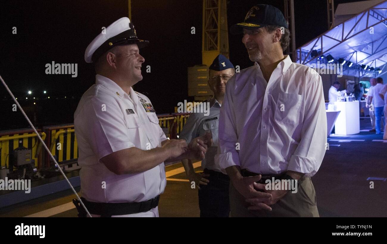 CARTAGENA, Colombia (Nov. 18, 2016) The Honorable Kevin Whitaker, U.S ...