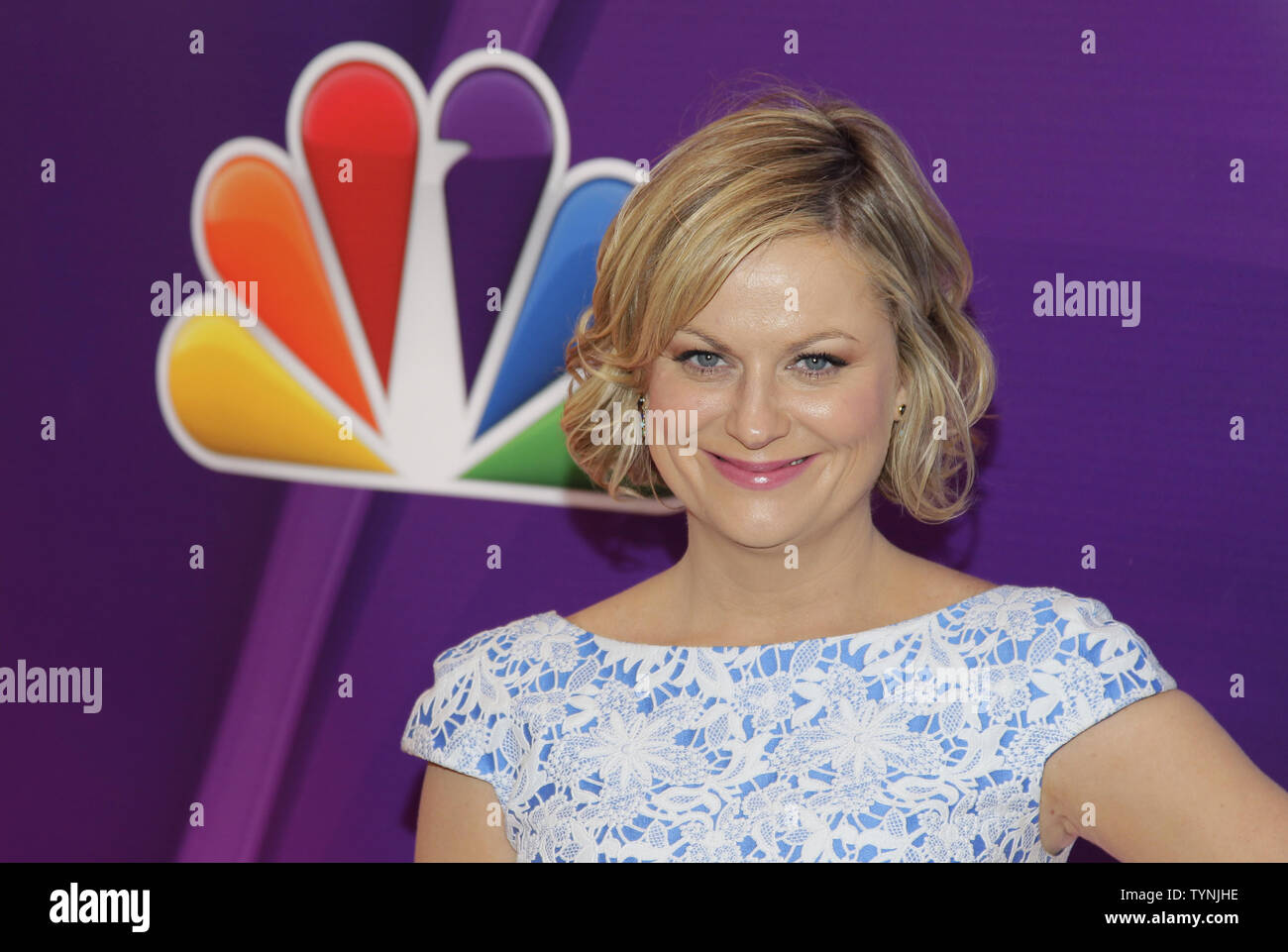 Amy Poehler arrives on the red carpet at the 2013 NBC Upfront ...