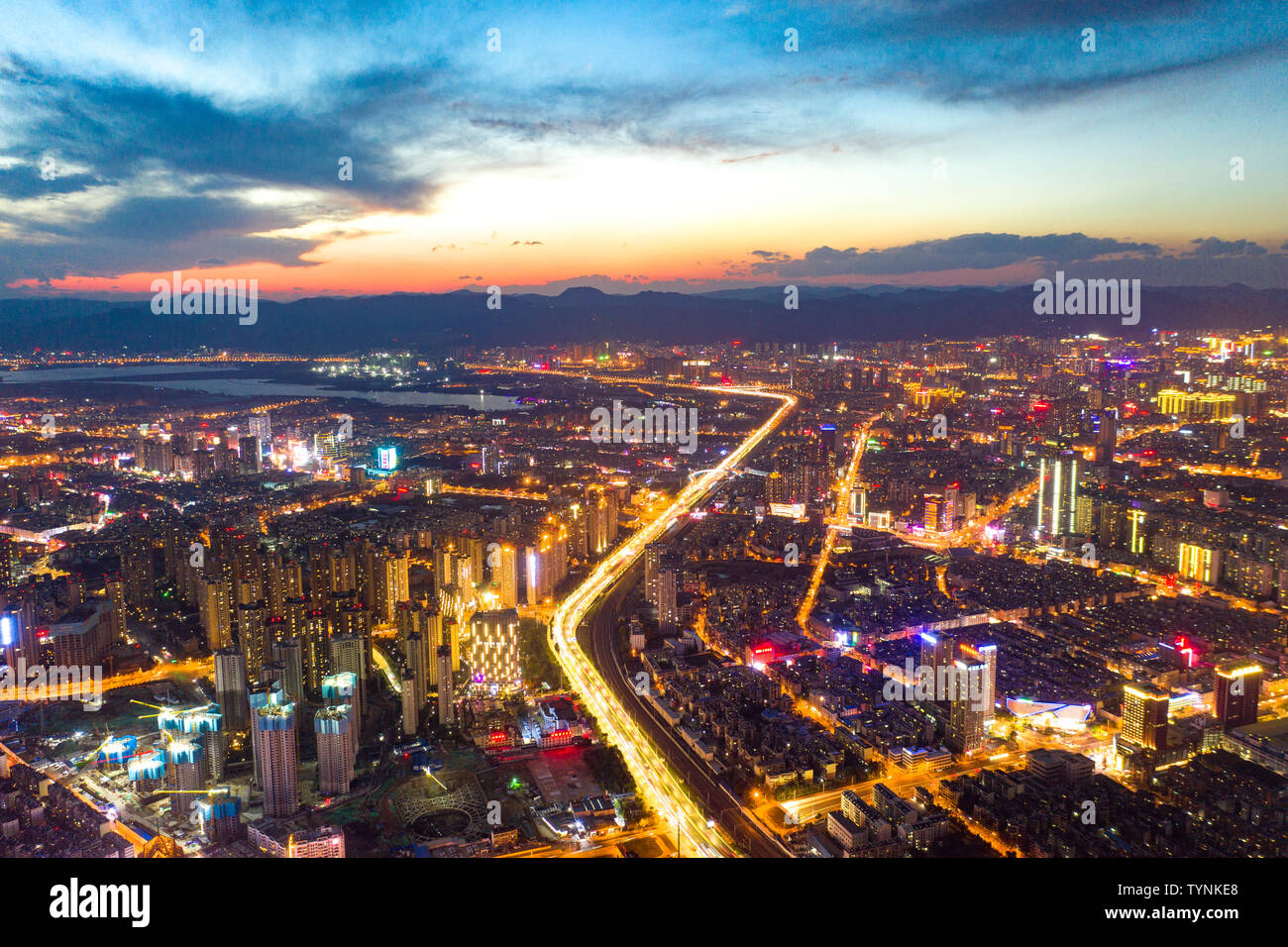 Kunming city center hi-res stock photography and images - Alamy