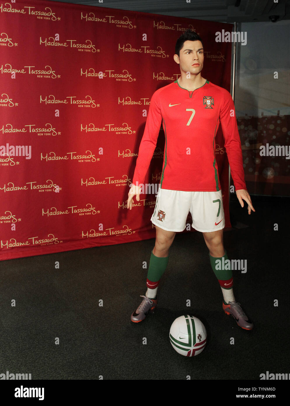 Cristiano ronaldo madame tussauds hi-res stock photography and images ...