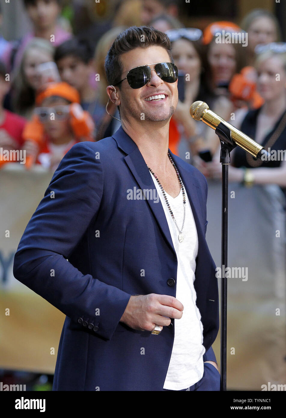Robin Thicke performs on the NBC Today Show at Rockefeller Center in ...