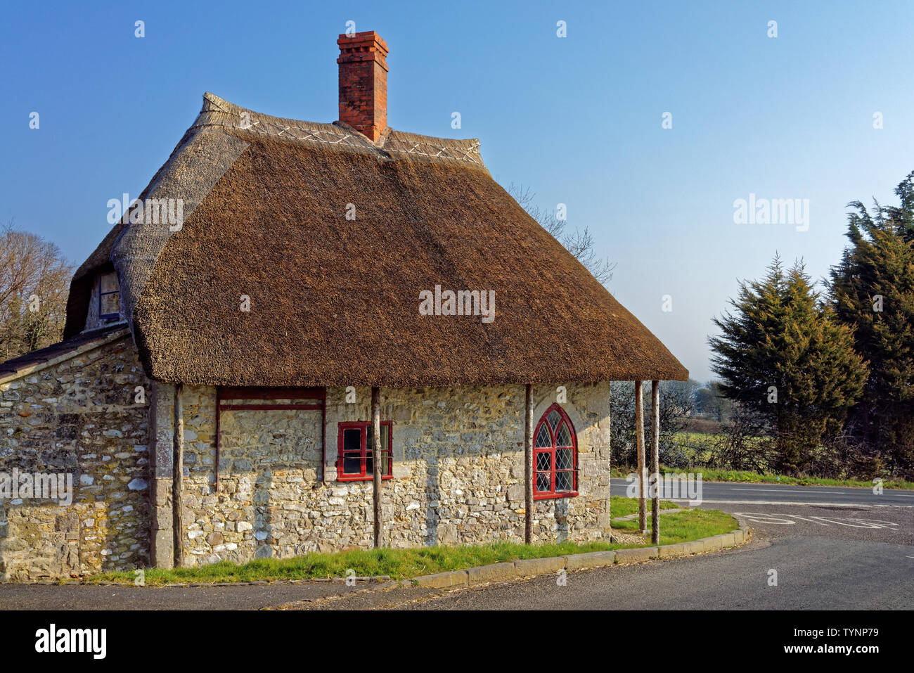 UK, Somerset, Chard, Snowdon Hill, Snowdon Turnpike Cottage & A30 Stock ...
